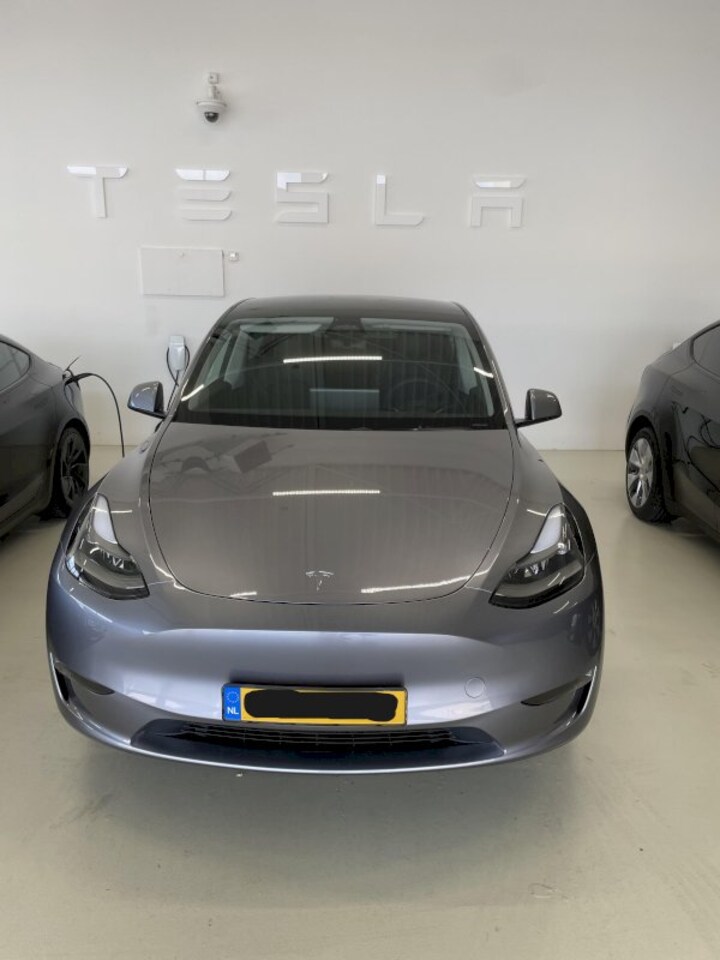 Tesla Model Y Long Range AWD (2024) #5 review - AutoWeek