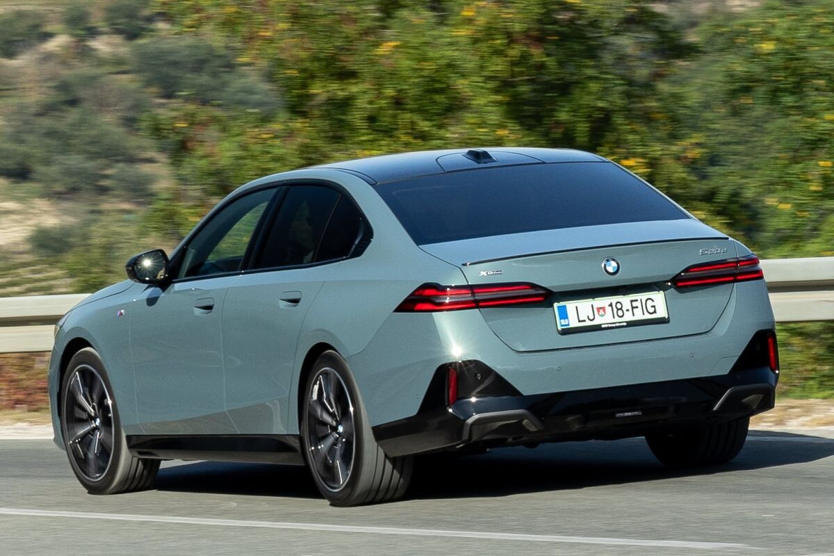 BMW 550e xDrive prijs en specificaties - AutoWeek