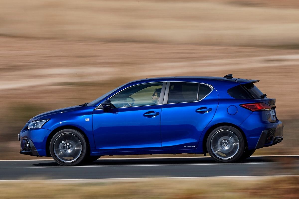 Lexus CT 200h Hybrid Ultimate Edition (2020) review