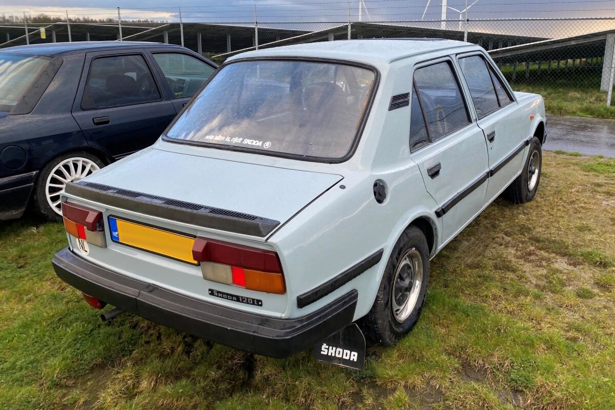 The Skoda 120 L embodies the 'old Skoda' - In the Wild - Techzle