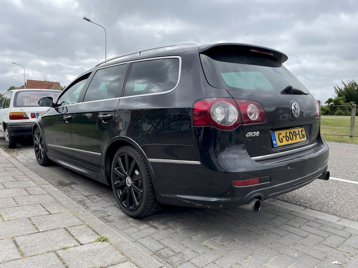 Volkswagen Passat Variant 3.6 V6 FSI 4Motion R36 (2009) review