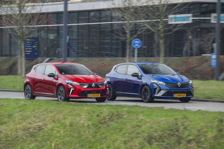 Mitsubishi Colt 1.6 HEV vs Renault Clio E-Tech Hybrid - AutoWeek Test