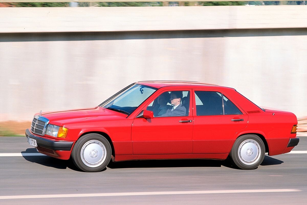 Mercedes-Benz 190 E 1.8 prijs en specificaties - AutoWeek