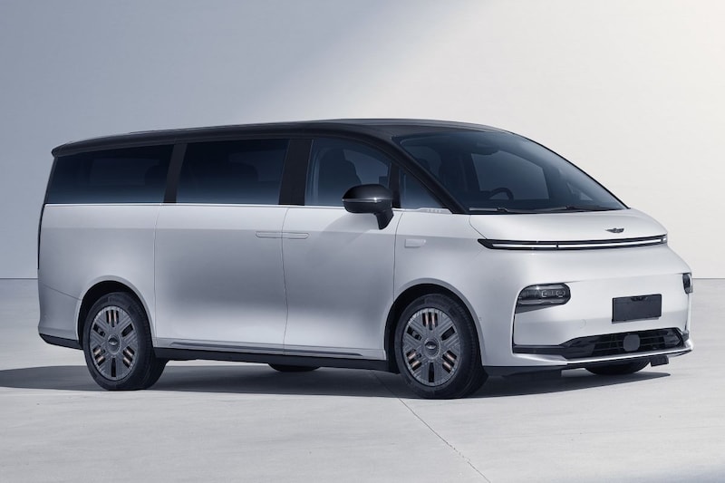 Colossal electric MPV from parent company Volvo: ready for Europe ...