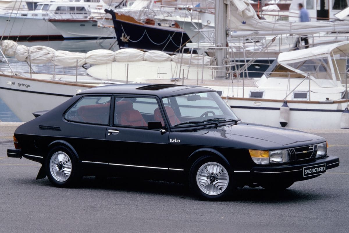 Saab 900 GL prijs en specificaties - AutoWeek