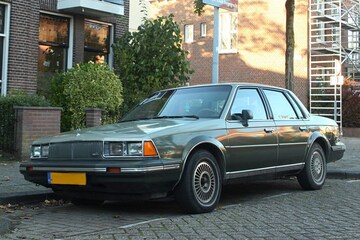 Waarom 50 jaar geleden auto’s in de ban en benzine op de bon gingen
