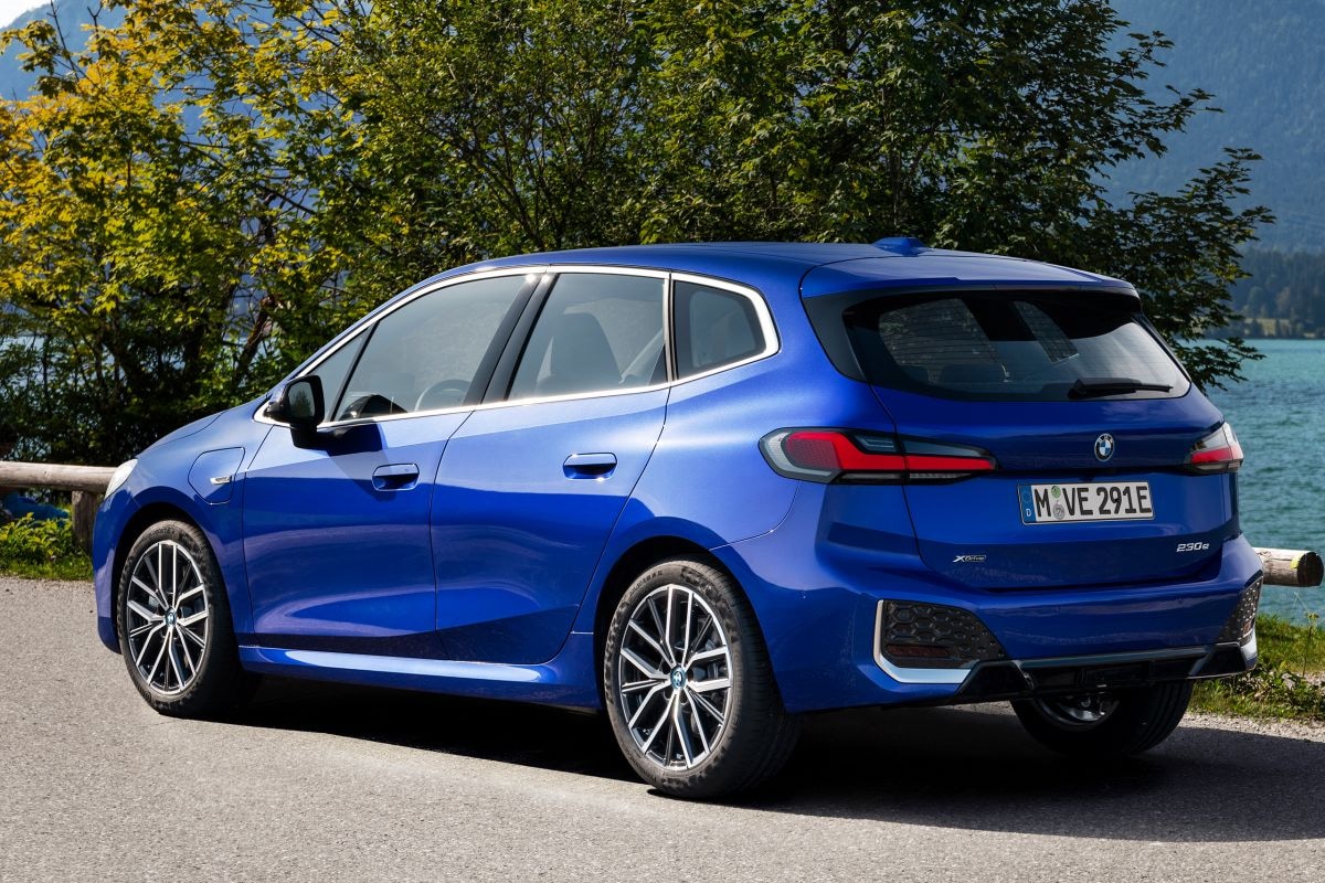 BMW 225e xDrive Active Tourer prijs en specificaties