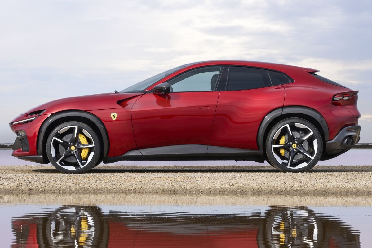 Ferrari Purosangue kost ruim half miljoen - AutoWeek