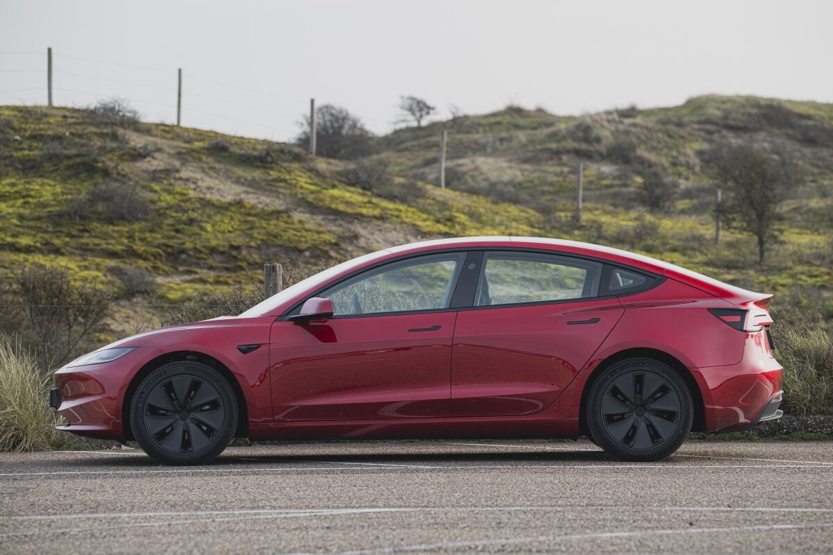 Tesla Model 3 RWD prijs en specificaties - AutoWeek