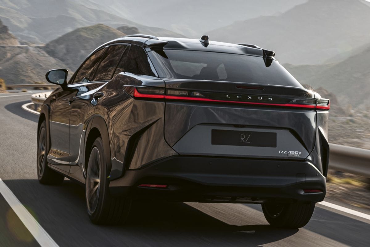 Lexus RZ 450e Comfort Line prijs en specificaties - AutoWeek
