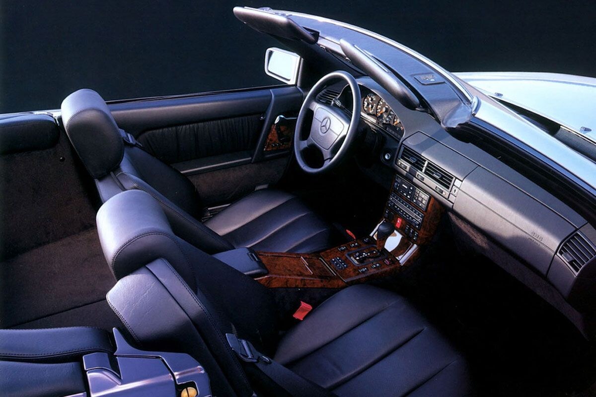 Mercedes-Benz SL (R129) - Facelift Friday - AutoWeek