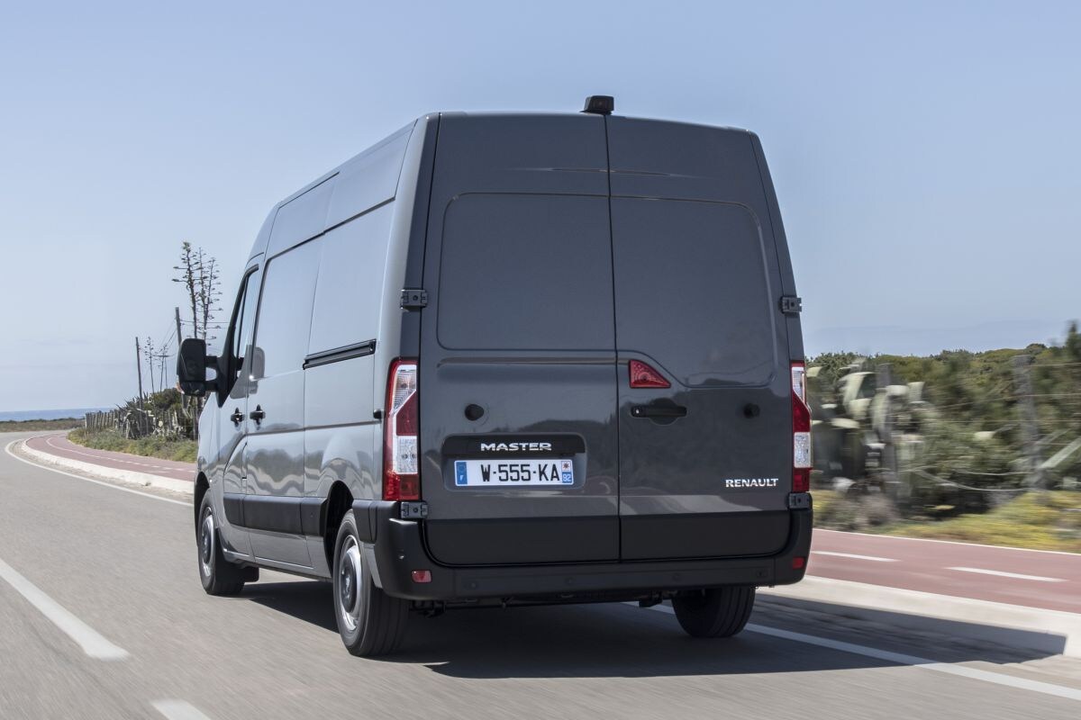 Renault Master L2H2 FWD dCi 150 prijs en specificaties