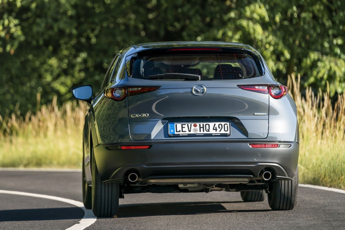 Mazda CX-30 e-SkyActiv-X 186 2WD Luxury (2023) review