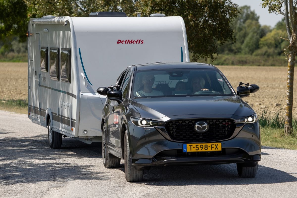 These are the most popular caravan tractors in the Netherlands - Techzle