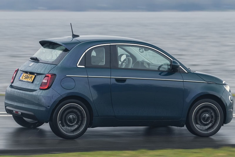 Zo ver komt de Fiat 500e in de praktijk - AutoWeek