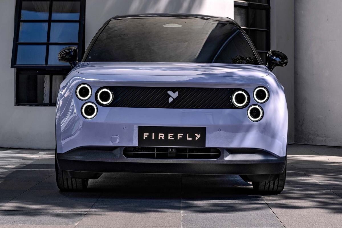 Firefly: Nio's aanval op Mini voor net geen 30 mille - AutoWeek