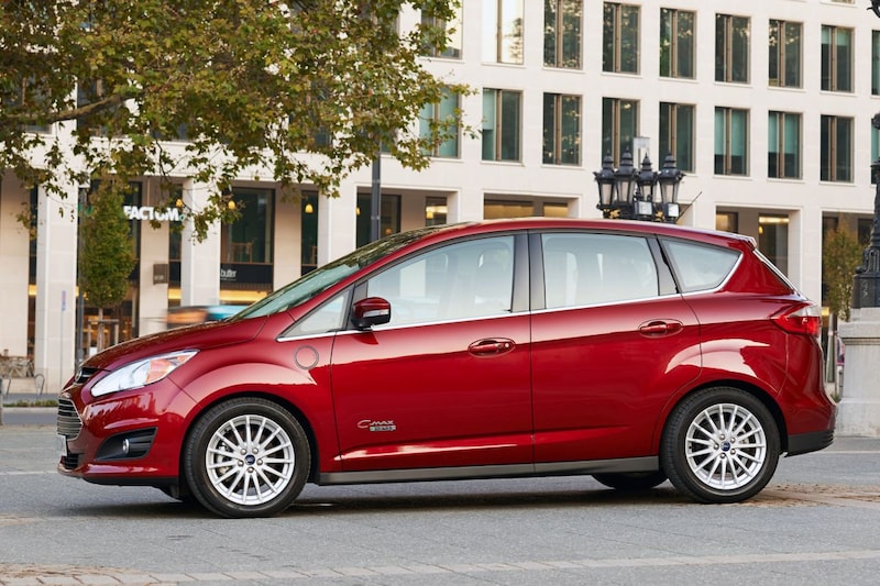Ford C-MAX 2.0 Plug-in Hybrid Titanium Plus (2015) #2 review