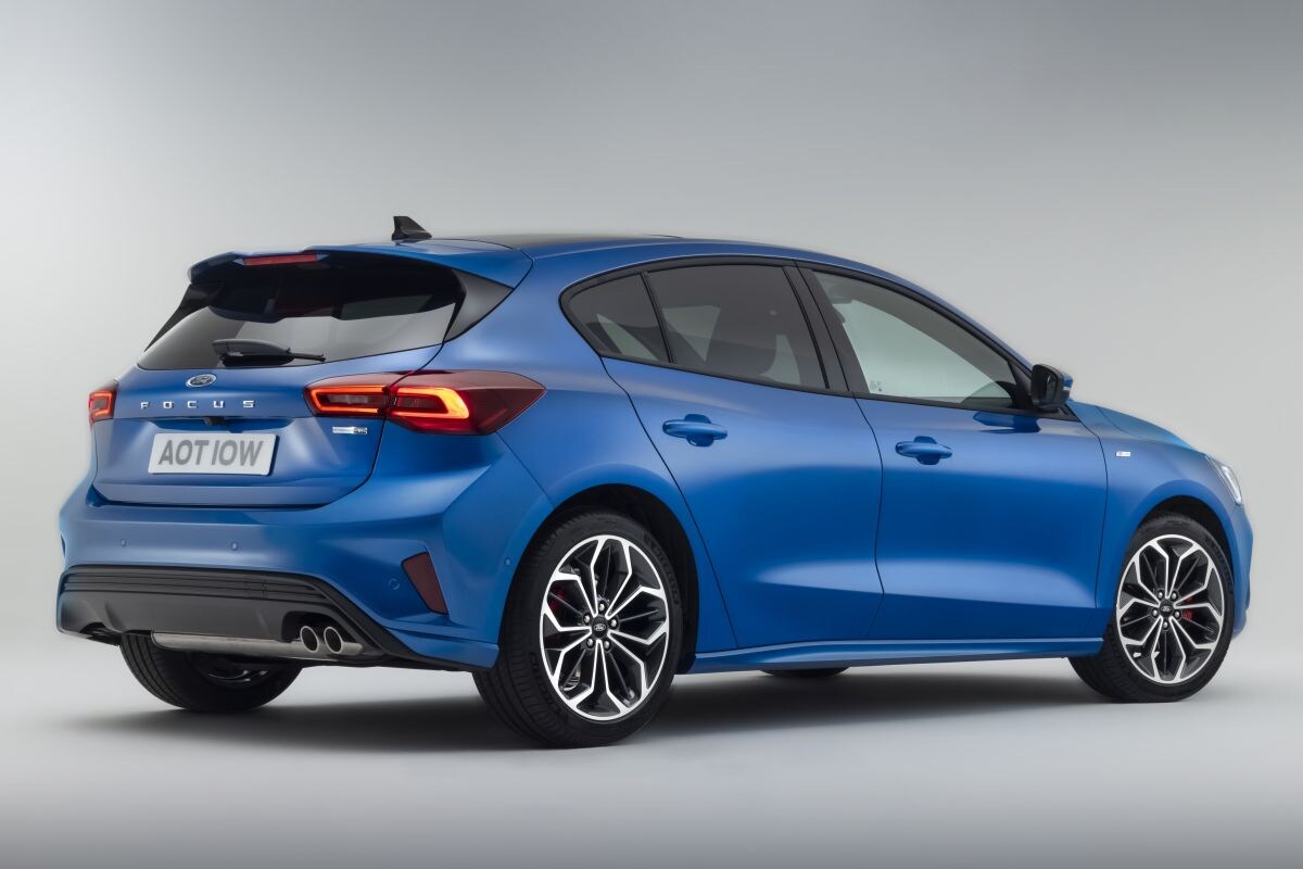 Ford Focus 1.0 EcoBoost 125pk Hybrid Connected prijs en specificaties