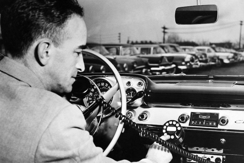 Afgestoft: autotelefoon - AutoWeek