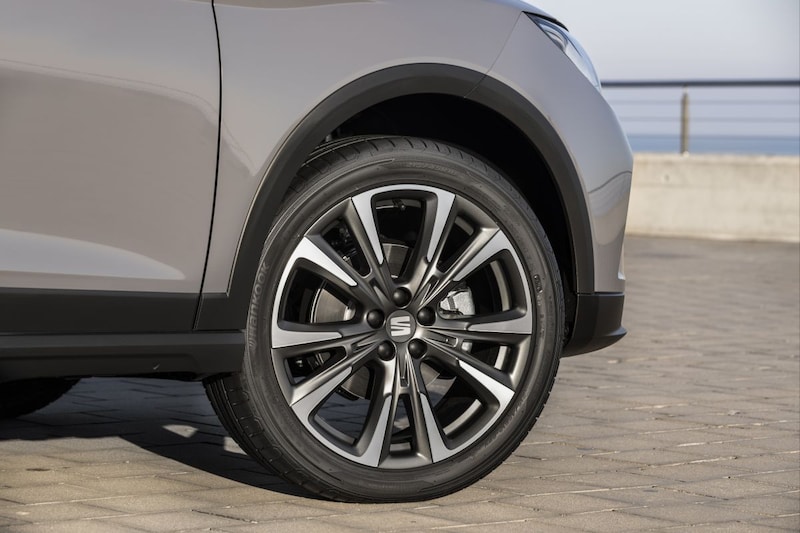 Seat Arona viert Ibiza-feestje mee met FR Anniversary - AutoWeek