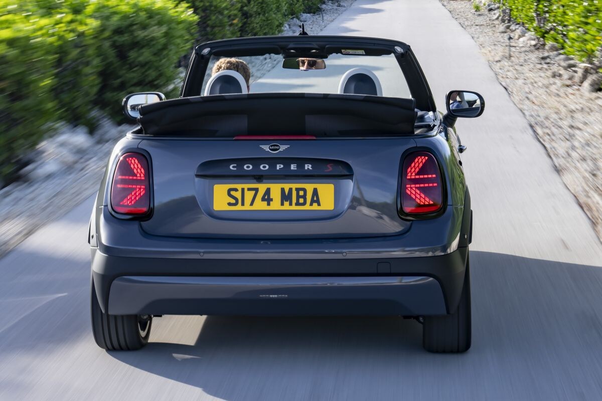 Mini Cooper Cabrio C Classic prijs en specificaties