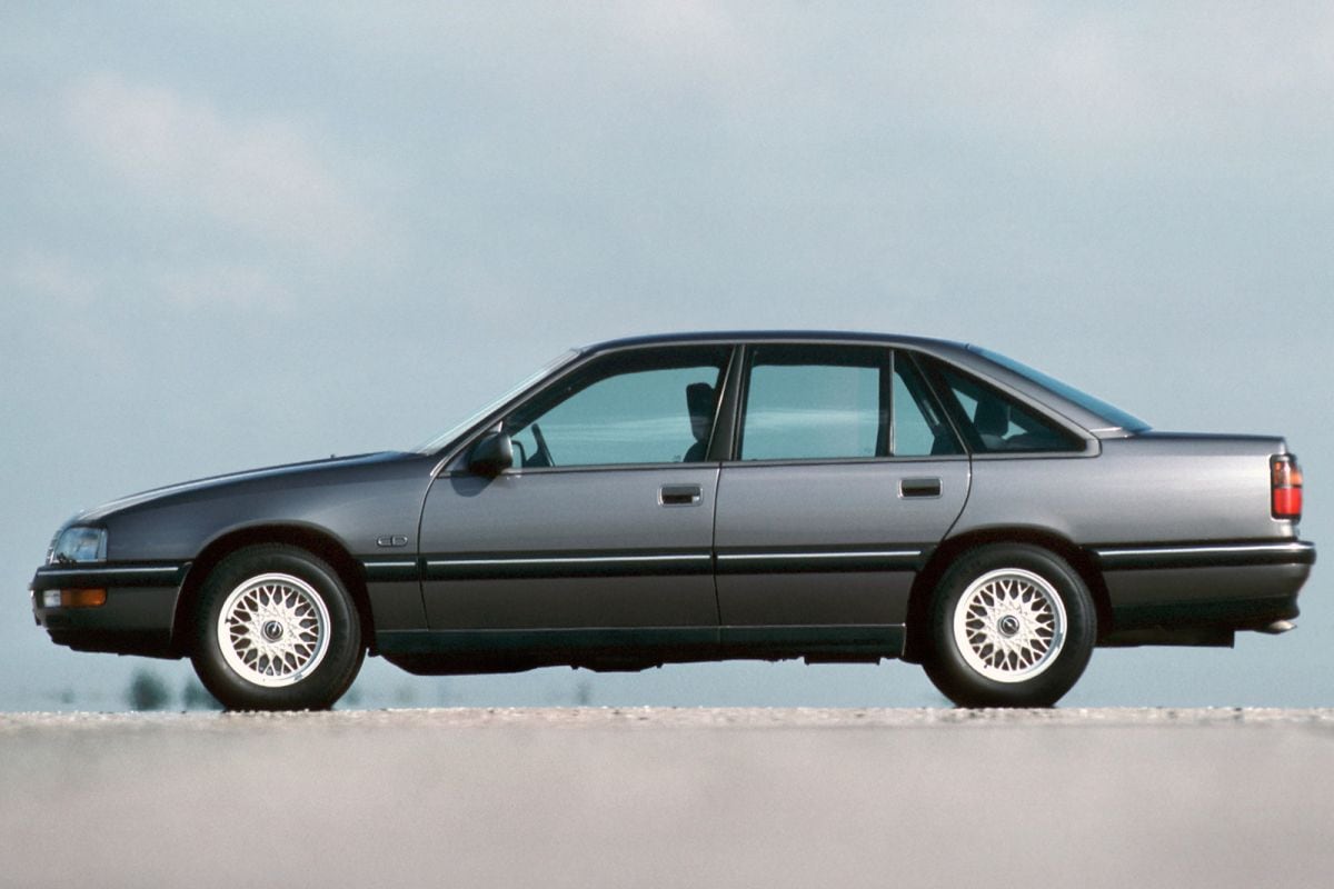 Opel Senator 3.0i prijs en specificaties - AutoWeek