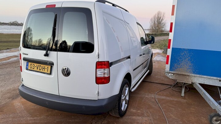 Volkswagen Caddy (2007) review - AutoWeek