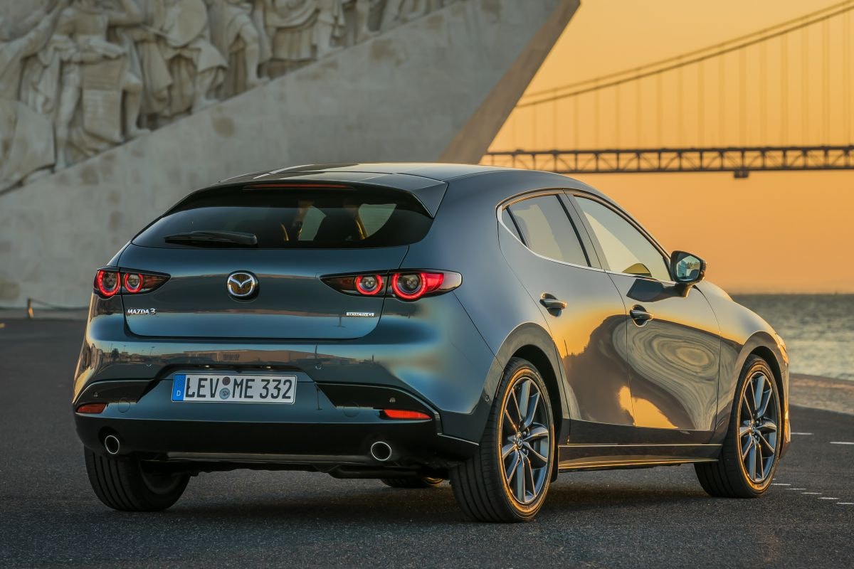 Mazda 3 e-SkyActiv G 2.5 140 Nagisa (2024) review - AutoWeek