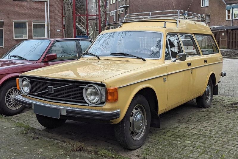Volvo 145 Express (1972) - In het Wild - AutoWeek