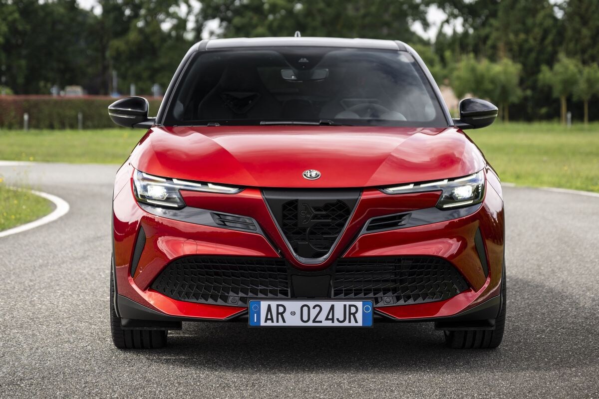 Alfa Romeo Junior Veloce ook qua prijs duidelijk aan de top - AutoWeek