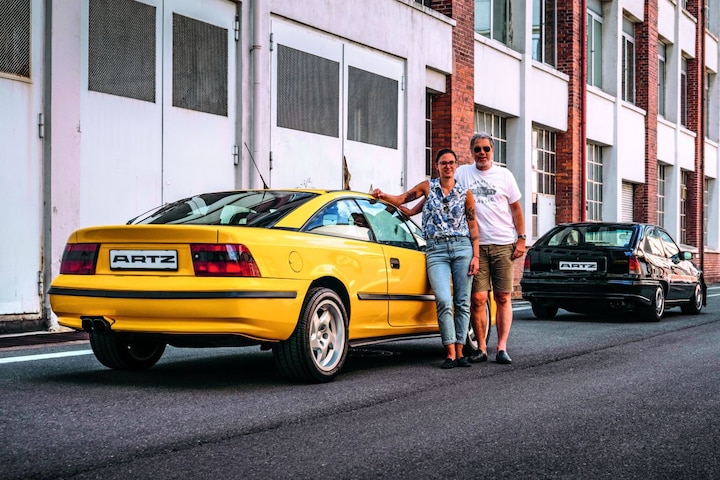 Artz bouwde een Kadett om een Corvette en Calibra op een Lotus