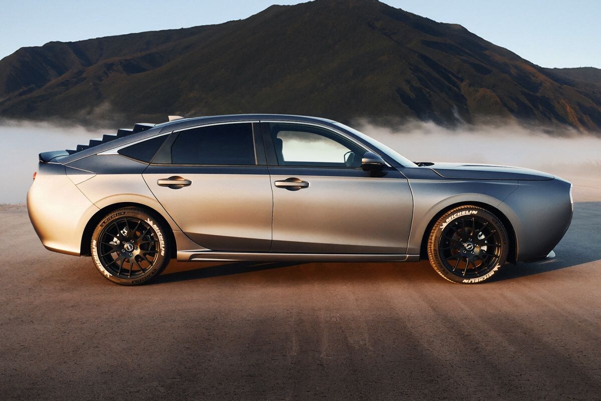 Mitsuoka M55 Concept komt je vast bekend voor - AutoWeek