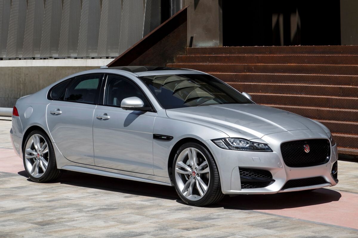 Jaguar XF E-Performance Pure prijs en specificaties