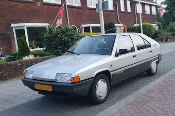 Citroën BX 14 RE (1985) - Klokje rond klassiek - AutoWeek