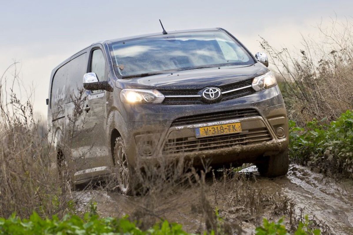 Gereden: Toyota Proace 4x4 - AutoWeek Eerste rijtest