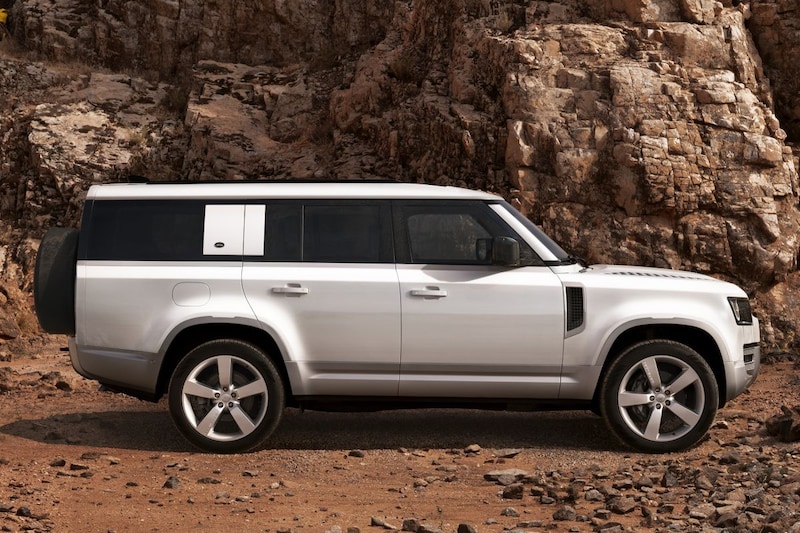 Land Rover Defender 130 P400 First Edition prijs en specificaties