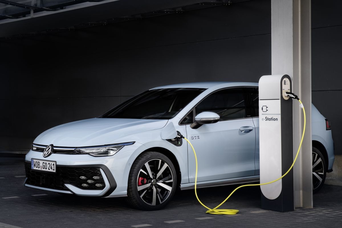 Volkswagen Golf 1.5 eHybrid Life Edition prijs en specificaties