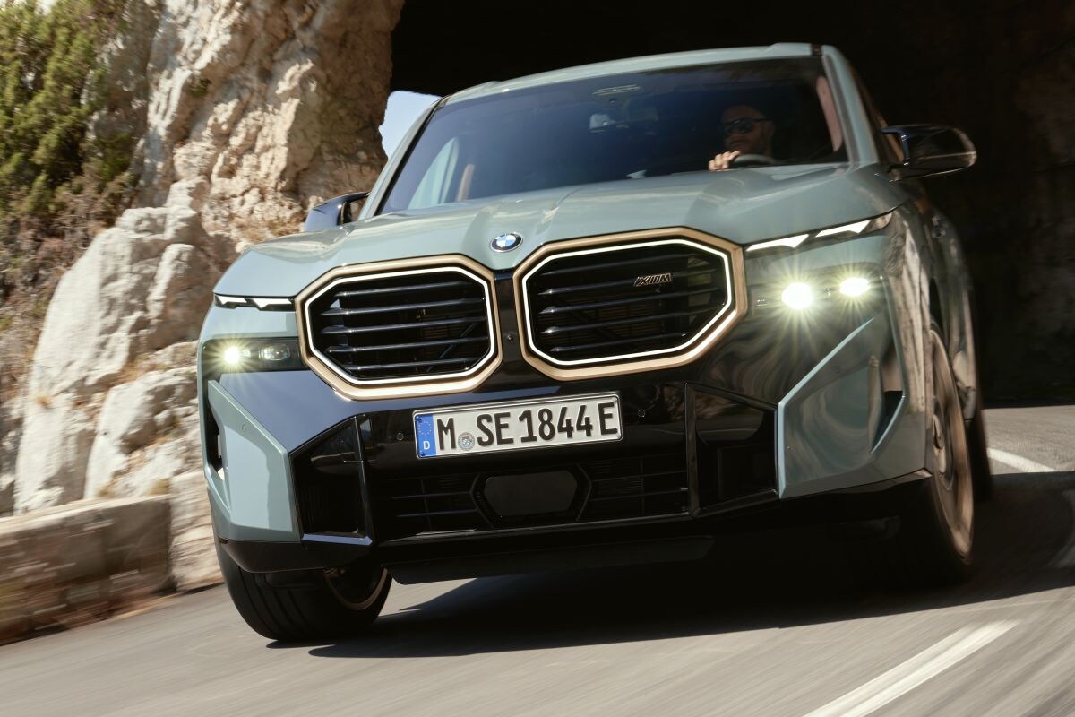 BMW XM: monster-SUV met maximaal 748 pk - AutoWeek