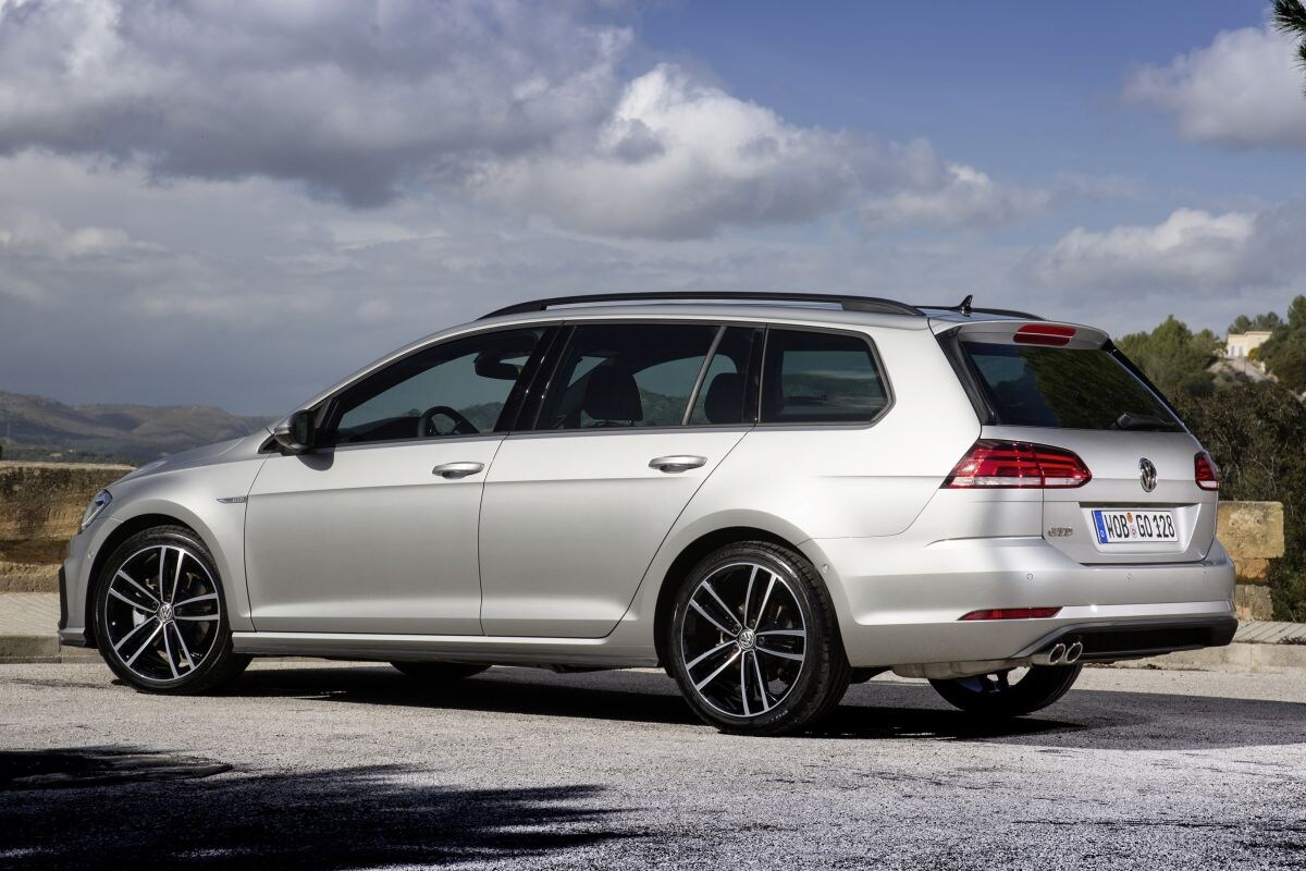 Volkswagen Golf Variant 1.5 TSI 150pk Highline (2019) review
