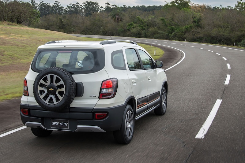 Langpootspin: Chevrolet Spin Activ - AutoWeek