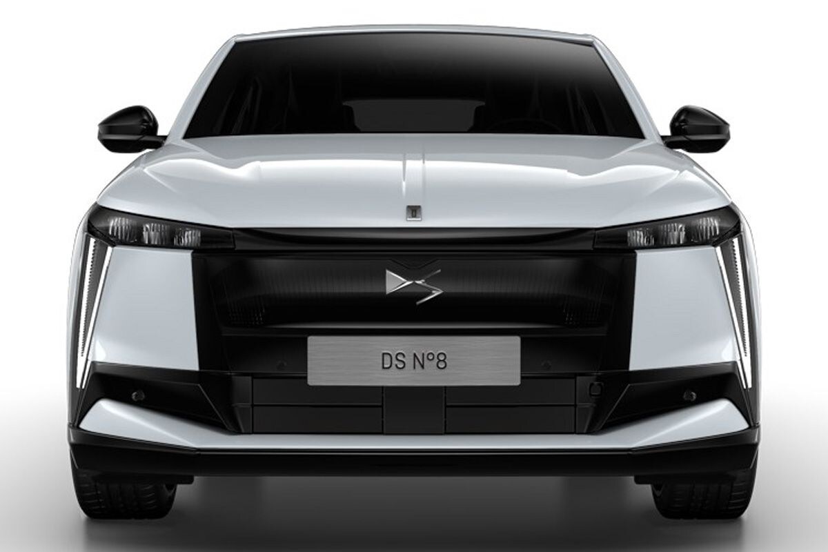 De goedkoopste DS N°8 heeft een veel bescheidener front – Back to