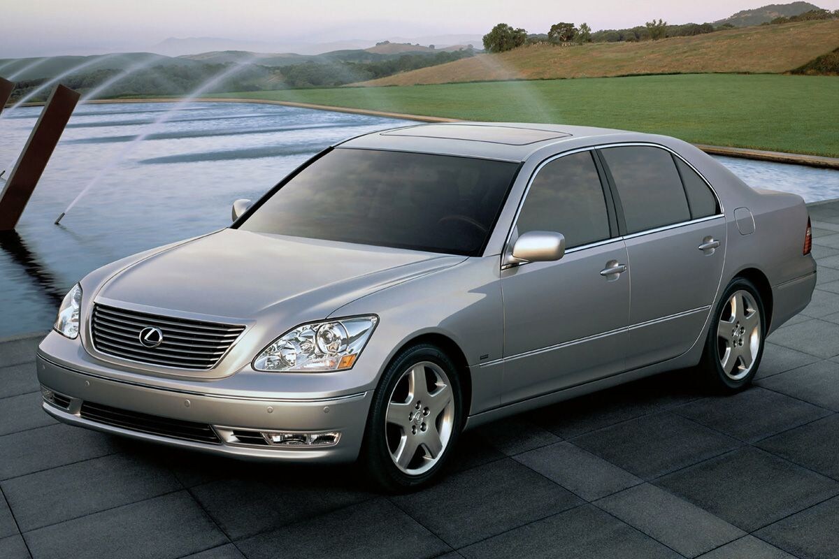 Lexus LS 430 (2003) - Facelift Friday - AutoWeek