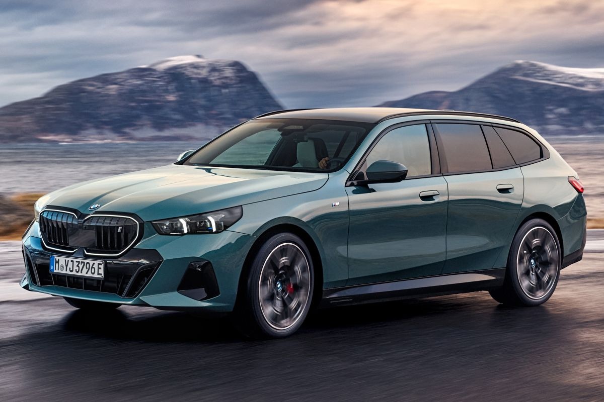 BMW 5-serie Touring én elektrische i5 Touring: volladen maar!