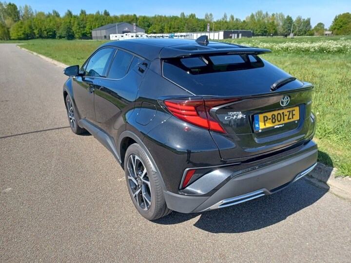 Gebruikersreview van Toyota C-HR 2.0 Hybrid Style (2022) - AutoWeek