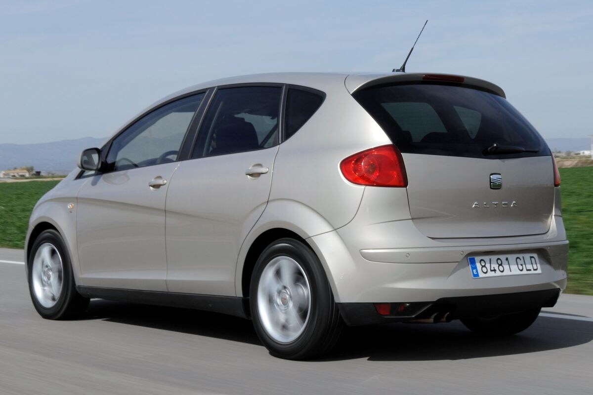 Seat Altea - Facelift Friday - AutoWeek