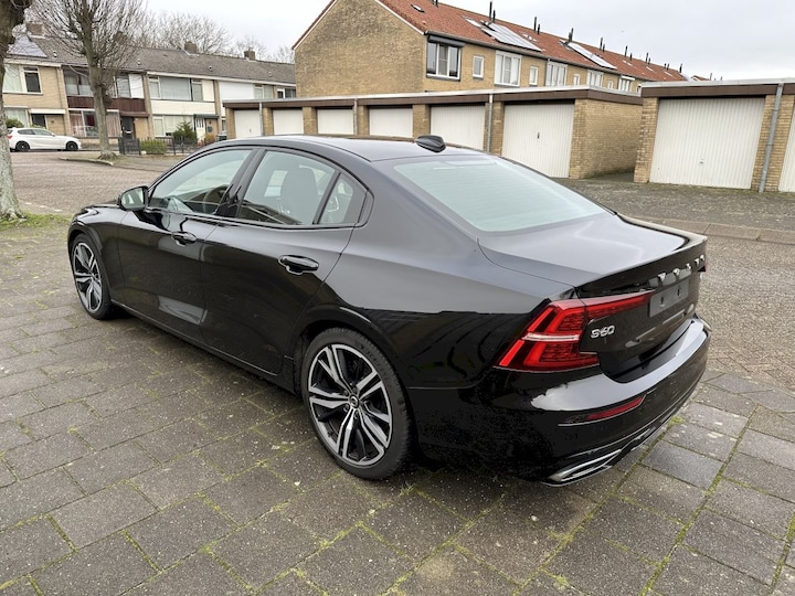 Volvo S60 T4 R-Design (2019) #3 review - AutoWeek