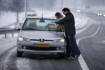 Kun je met een code 78 in je rijbewijs een handgeschakelde auto