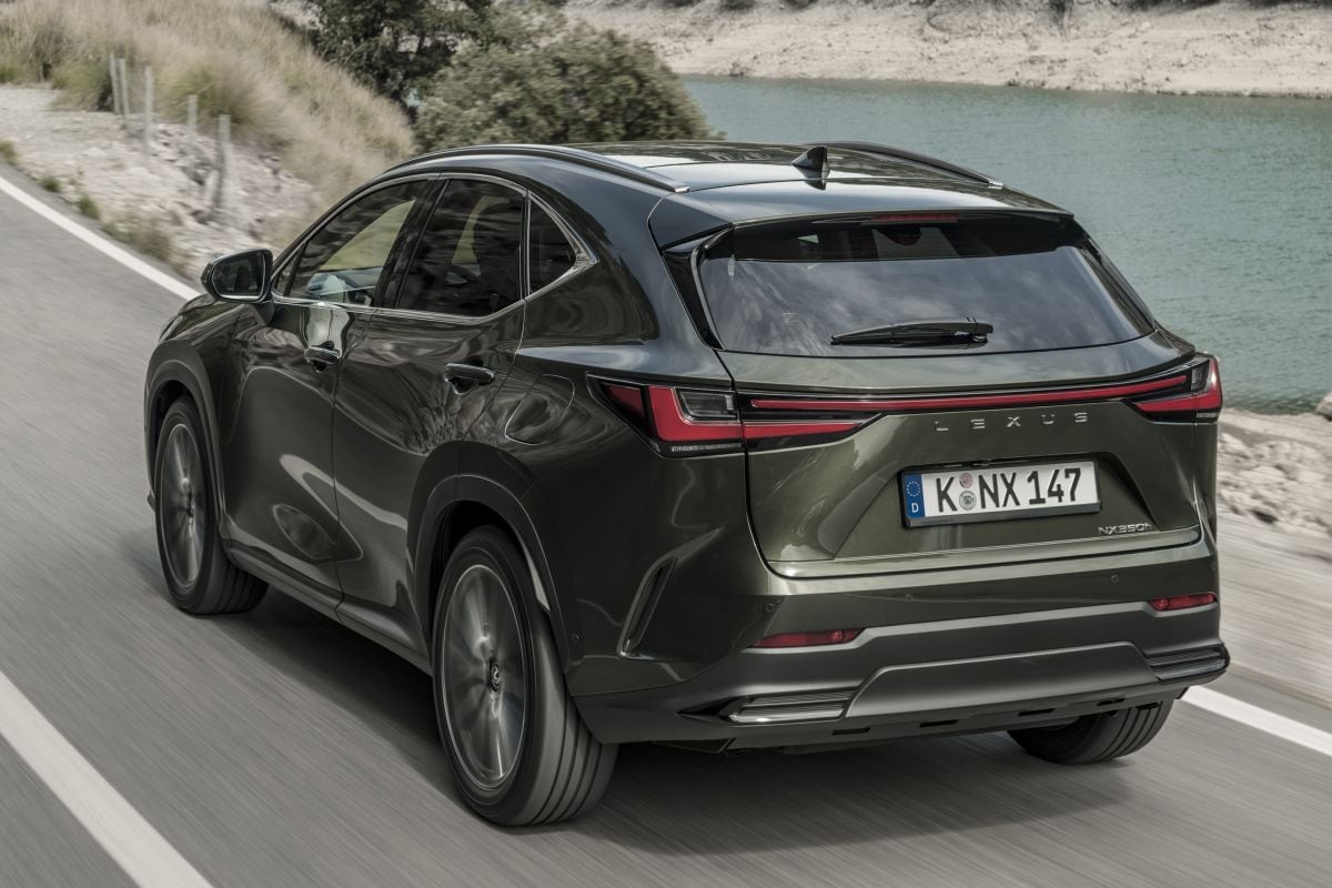Lexus NX 350h Business Line prijs en specificaties - AutoWeek