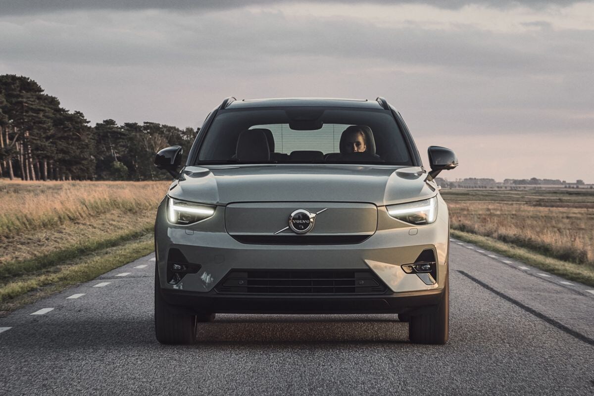 Volvo XC40 Recharge Extended Range Plus prijs en specificaties