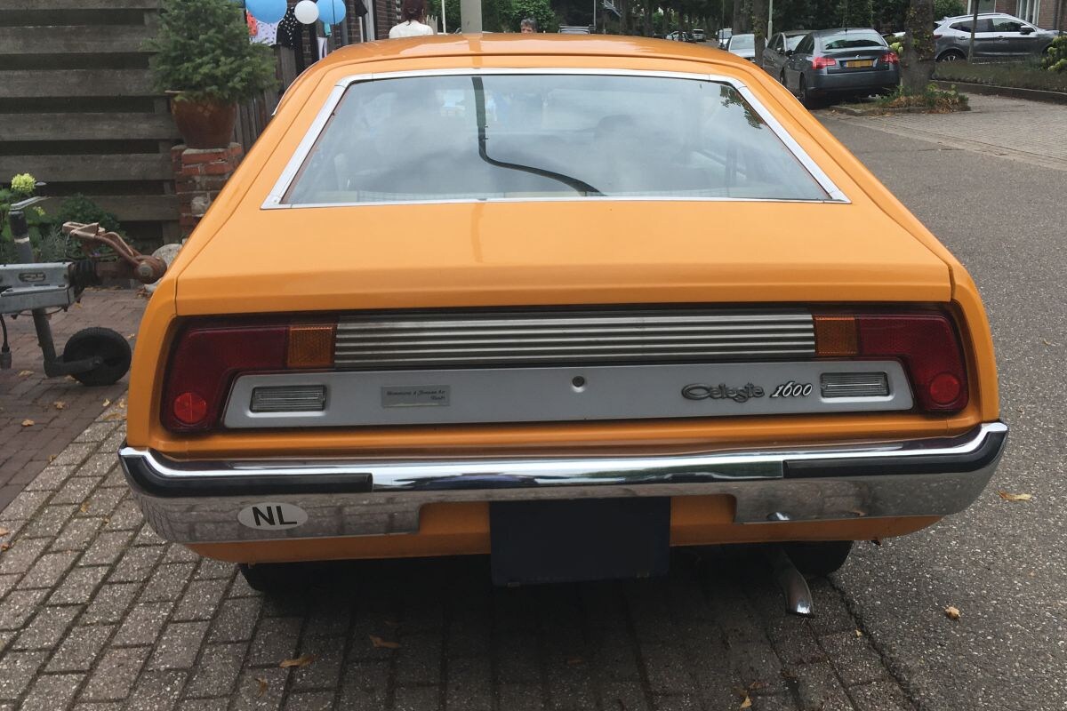 In het Wild: Mitsubishi Celeste (1976) - AutoWeek